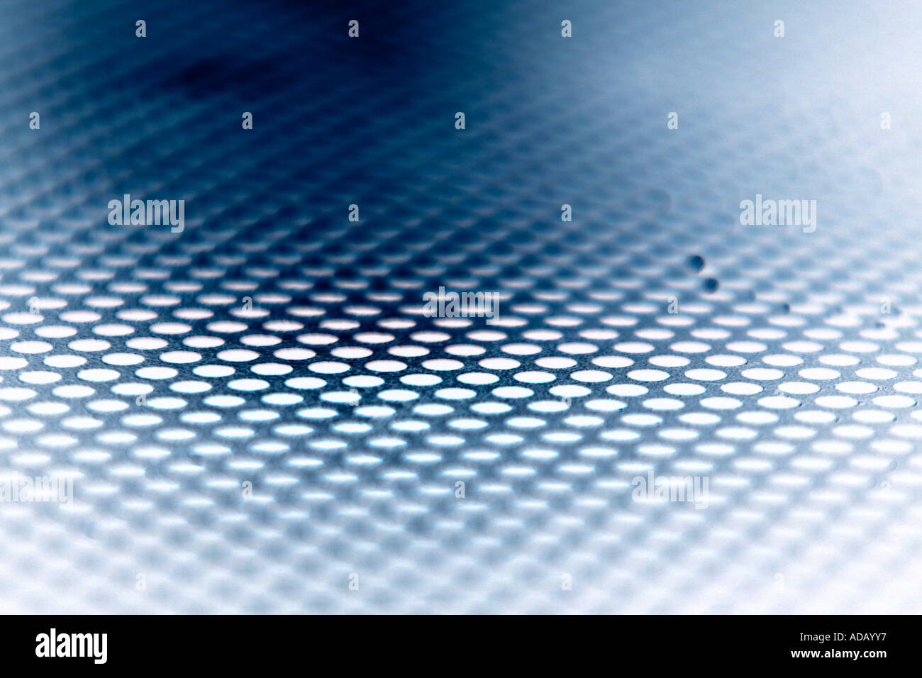 Modern metallic artworks hi-res stock photography and images - Alamy