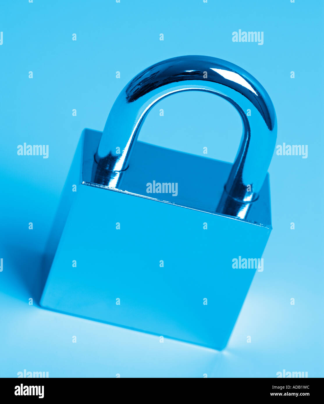 Vertical lock Cut Out Stock Images & Pictures - Alamy