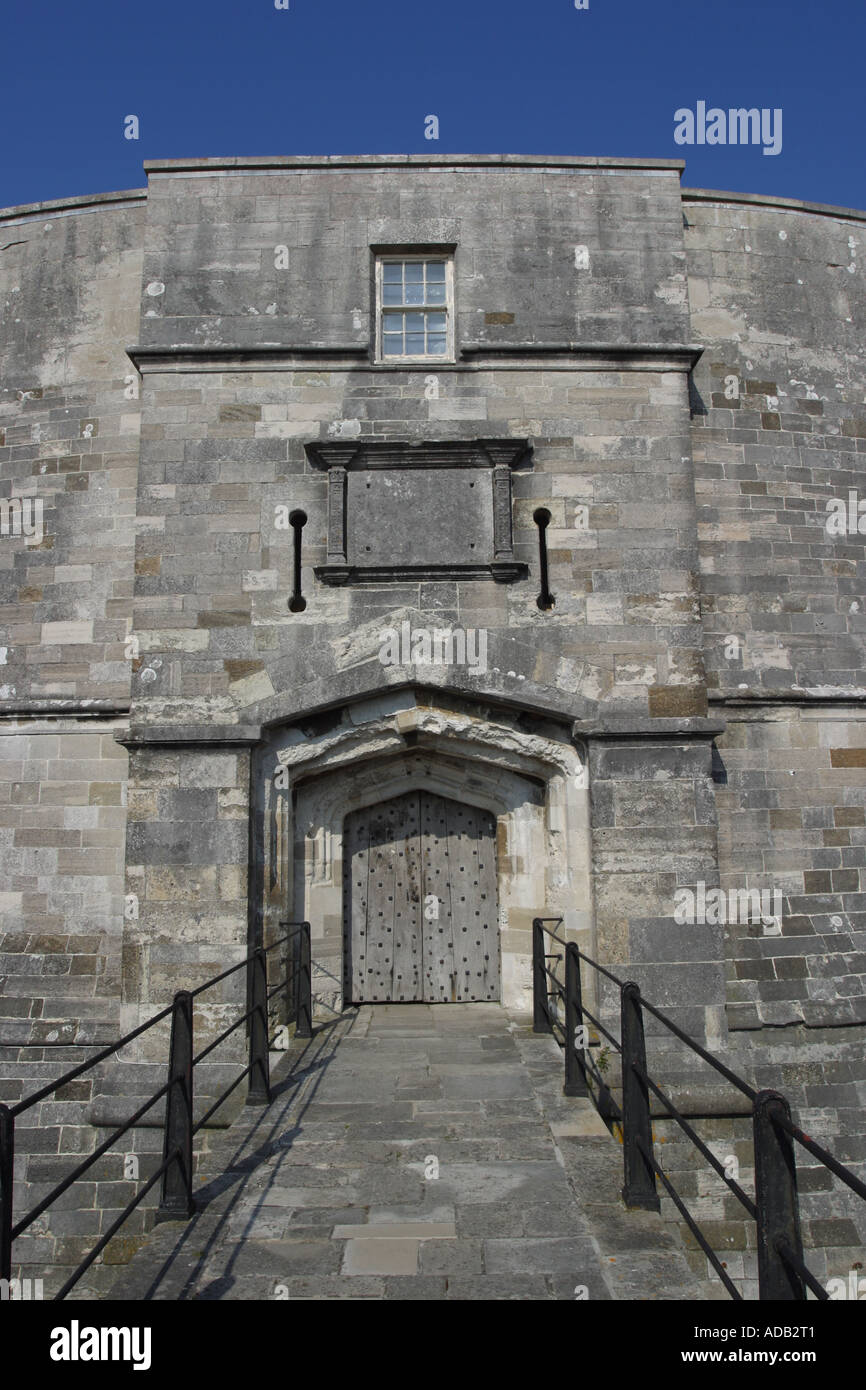 Calshot Castle England is a well preserved Tudor castle on Calshot Spit ...