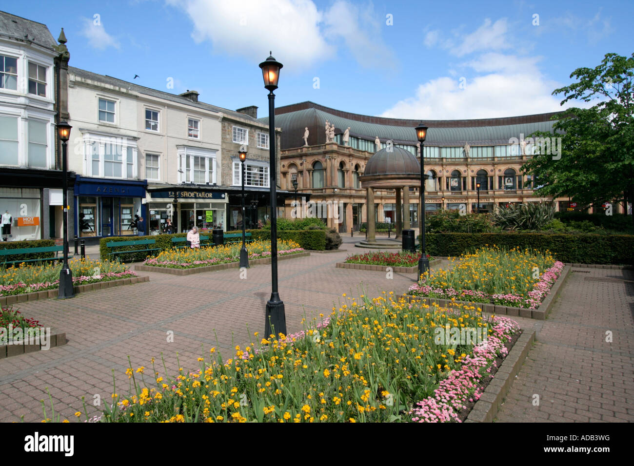 Victoria shopping centre harrogate town centre yorkshire uk england hi ...