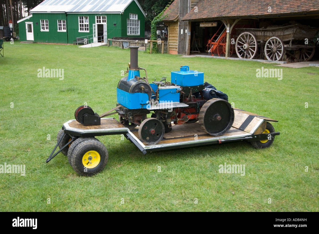 Working model engine hi-res stock photography and images - Alamy