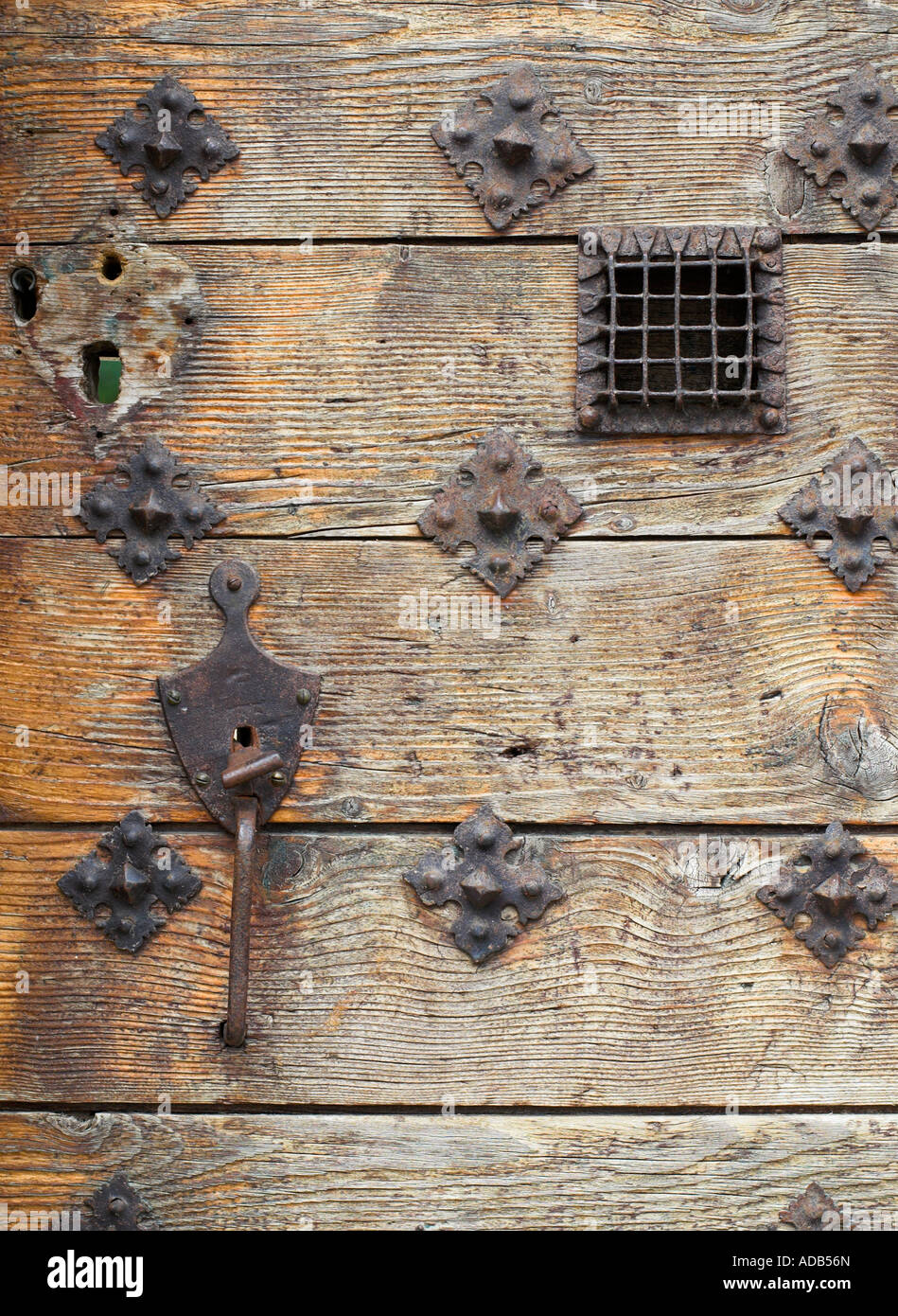Medieval lock hi-res stock photography and images - Alamy