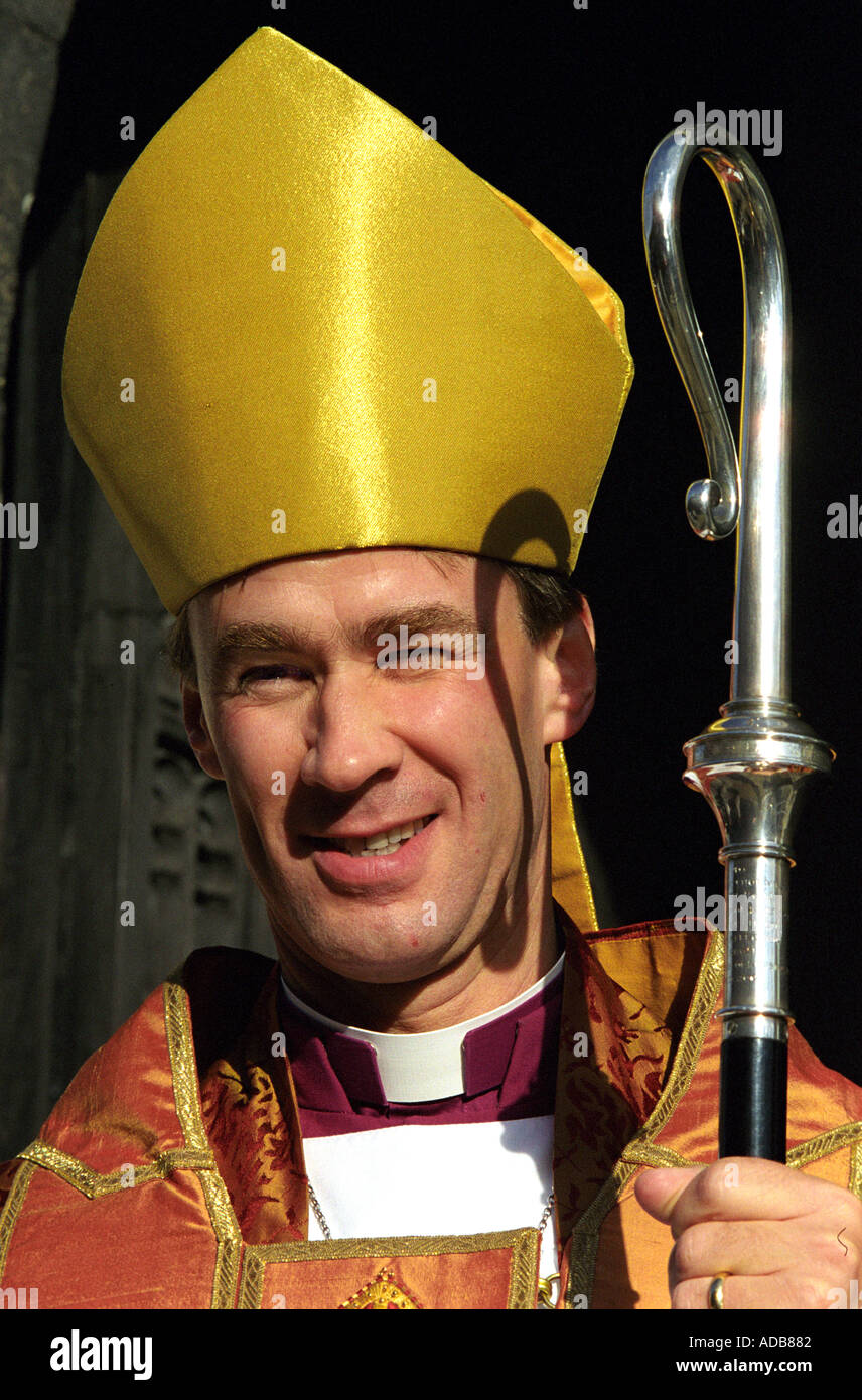 BISHOP OF SHERBORNE THE RIGHT REVEREND TIM THORNTON Stock Photo - Alamy