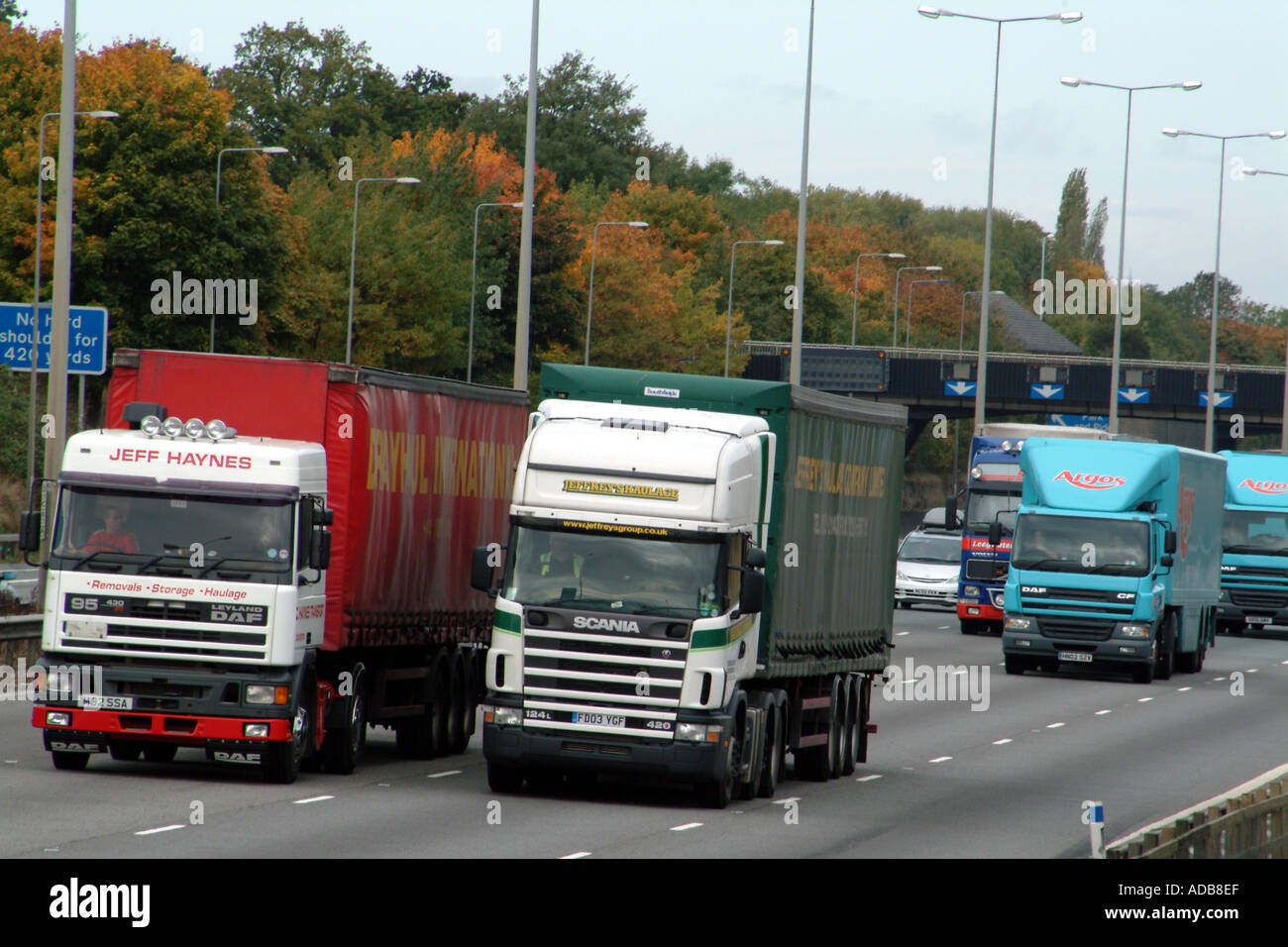 Motorway traffic management system hi-res stock photography and images ...