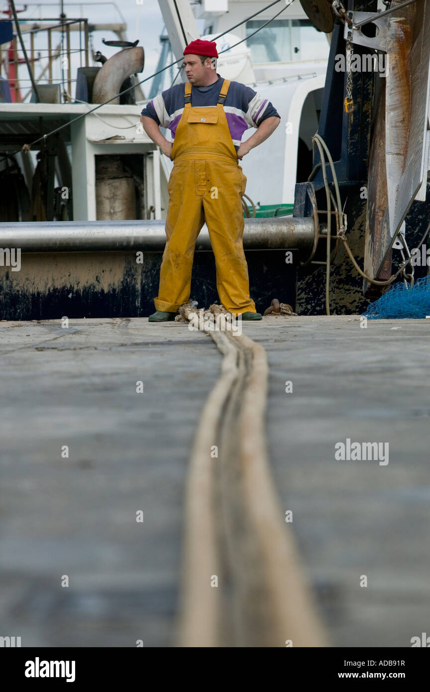 Hawsers High Resolution Stock Photography and Images - Alamy