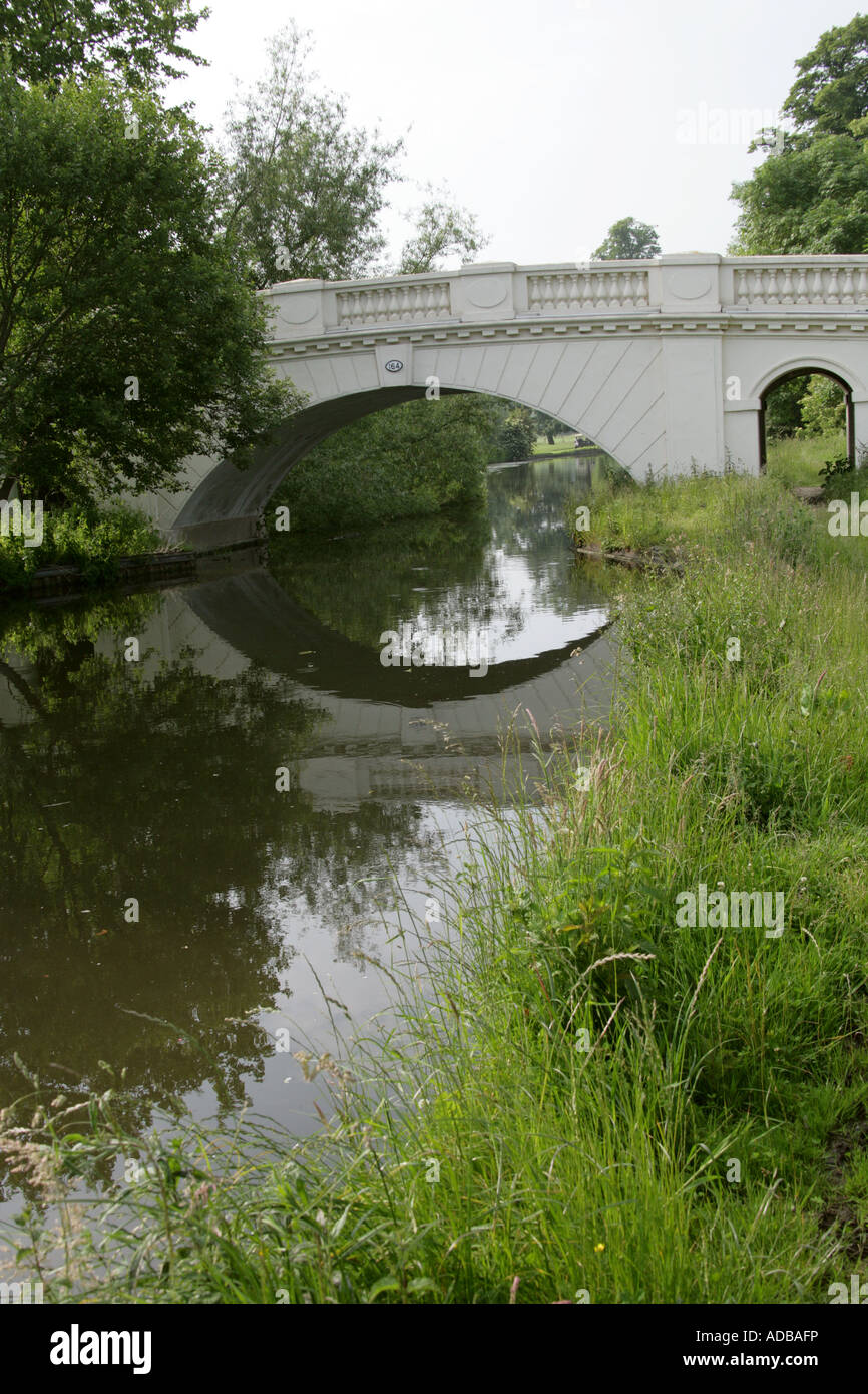 The Grove Bridge No 164 over the Grand Union Canal Watford Herts Stock ...