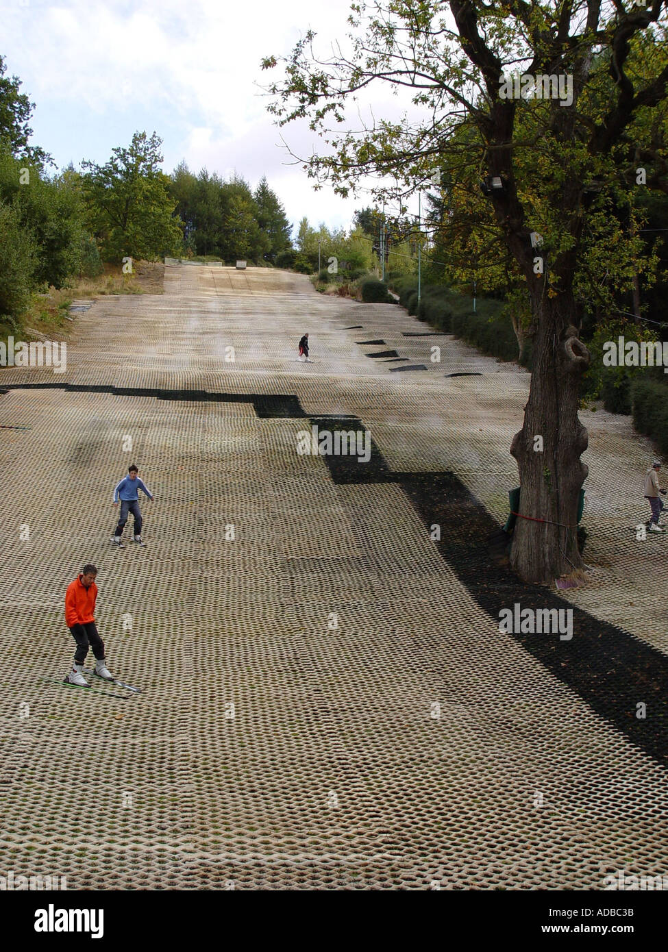 Pontypool skiing hi-res stock photography and images - Alamy