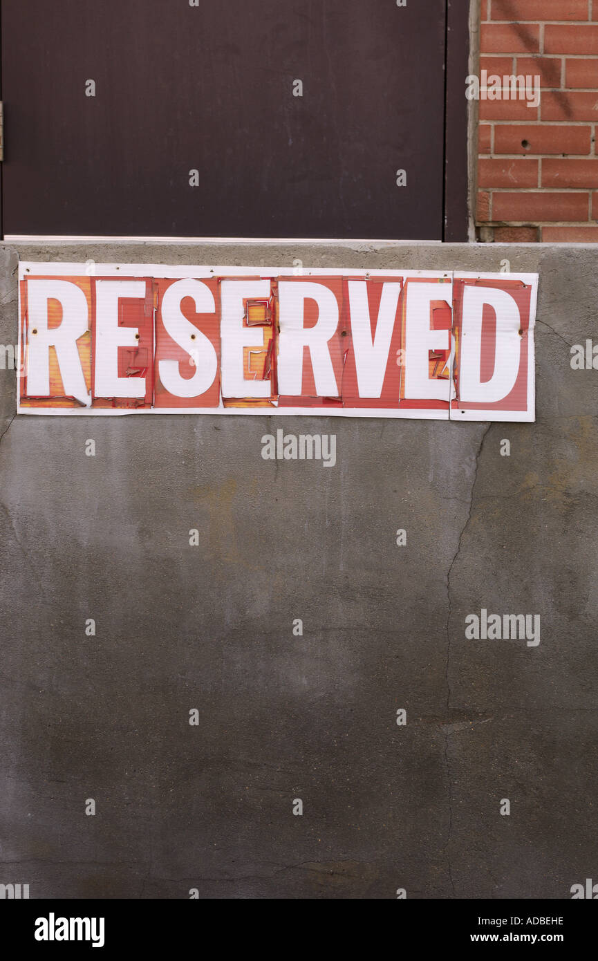 Worn out sign hi-res stock photography and images - Alamy