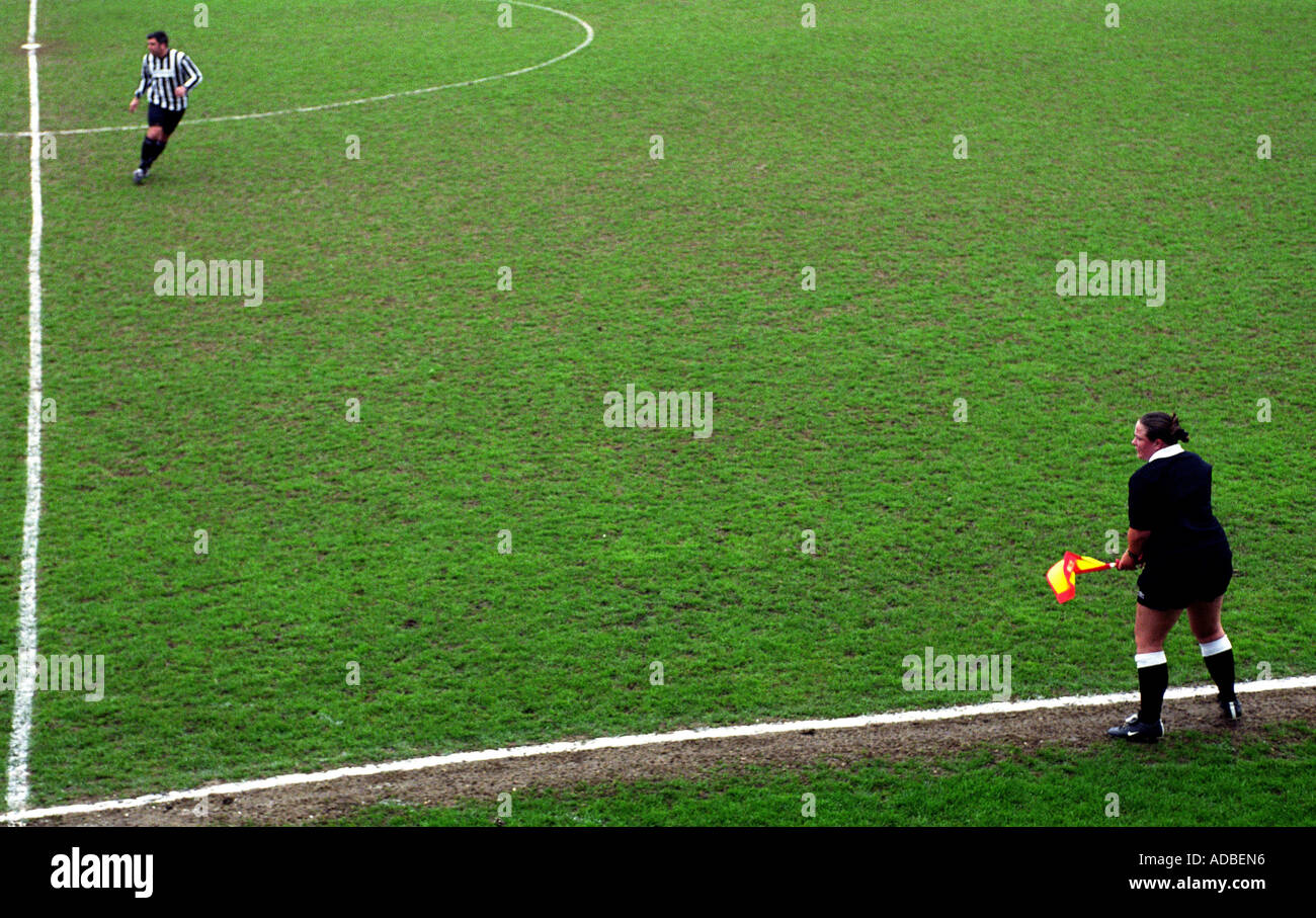 Female linesperson hi-res stock photography and images - Alamy
