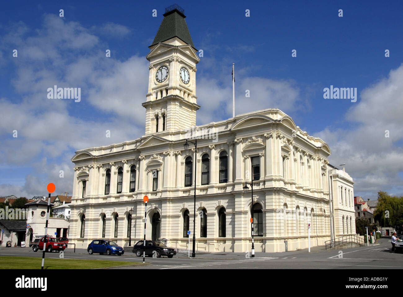 Waitaki district council building hi-res stock photography and images ...