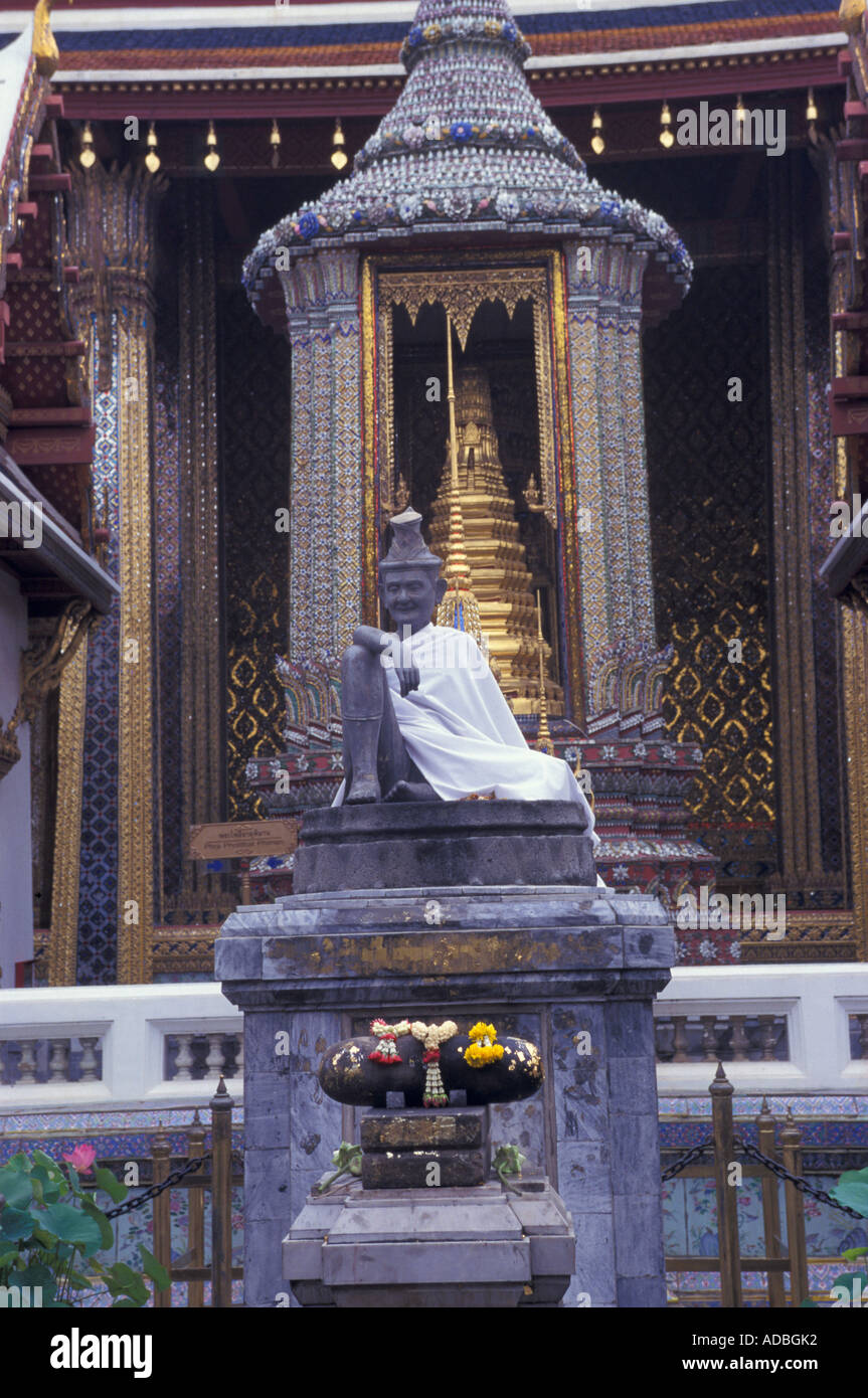 Hermit statue at the rear of the Ubosot Grand Palace Bangkok Stock ...