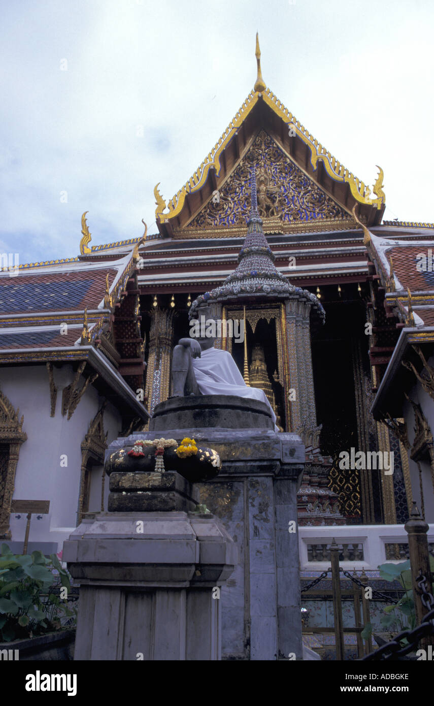 Hermit statue at the rear of the Ubosot Grand Palace Bangkok Stock ...