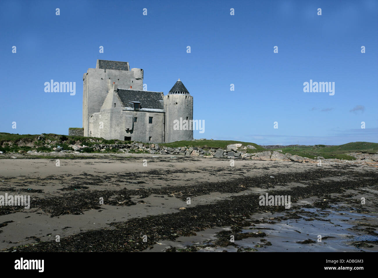 The old Breachacha Castle at Loch Breachacha Stock Photo - Alamy