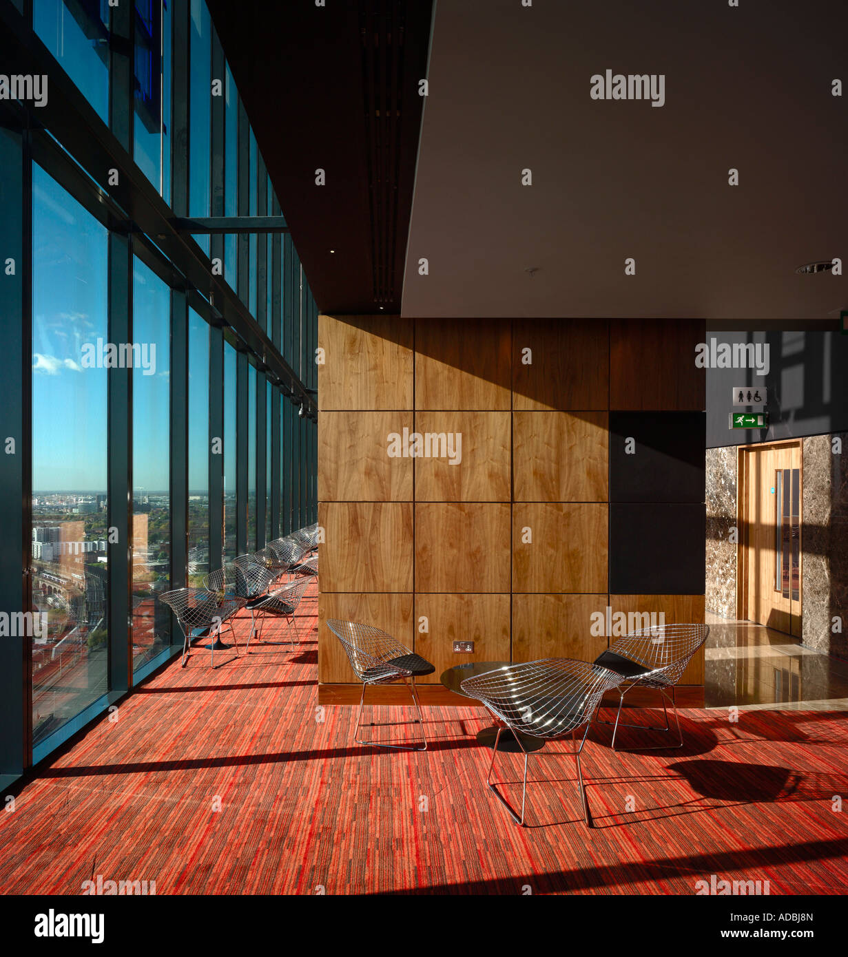 Simpson architects hi-res stock photography and images - Alamy