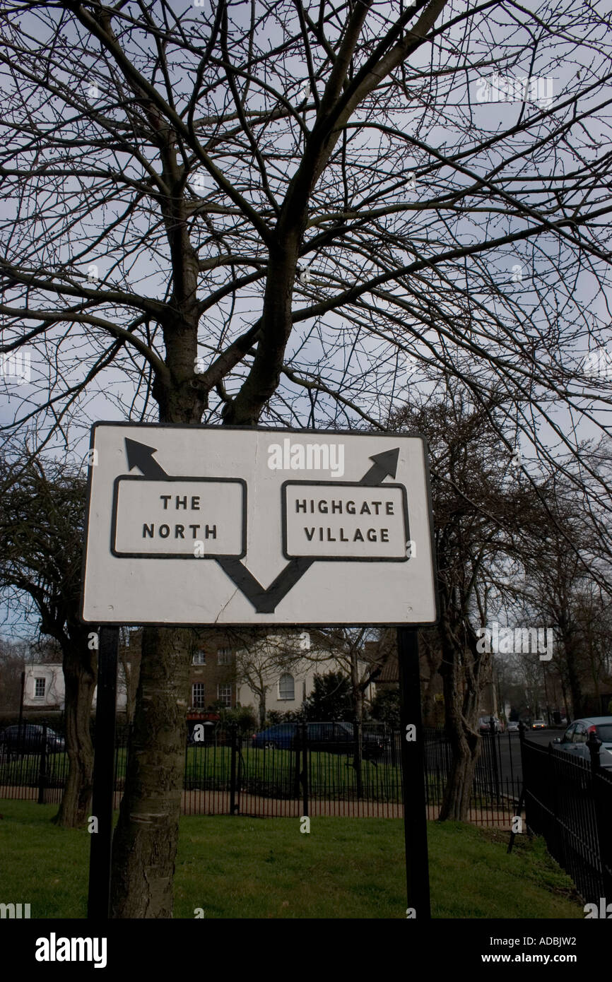 Highgate road sign hi-res stock photography and images - Alamy