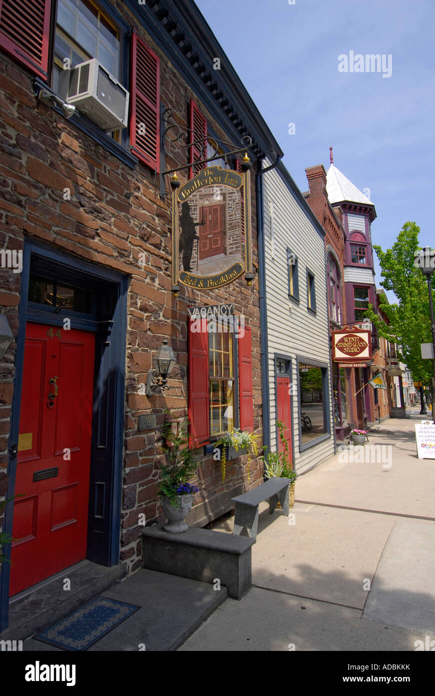 The downtown area of the historic Civil War city of Gettysburg ...
