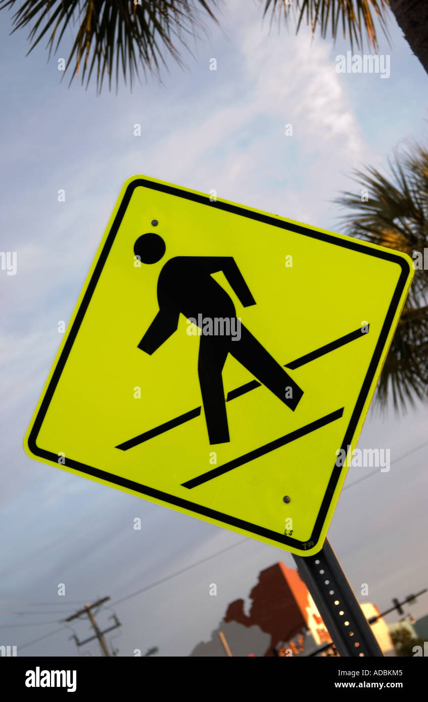 Jaywalking sign hi-res stock photography and images - Alamy