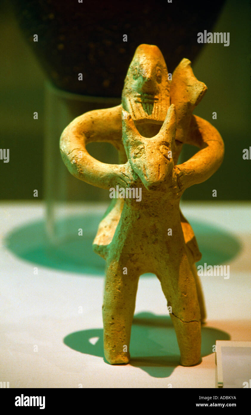 National Museum Bahrain Pottery Horseman Late Dilmum Burial Mound Stock ...