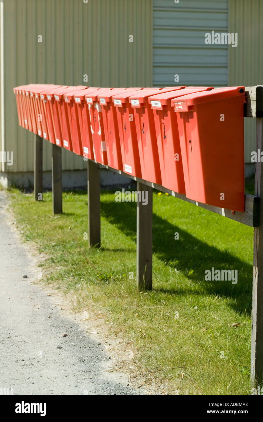 Vertical row connected hi-res stock photography and images - Alamy