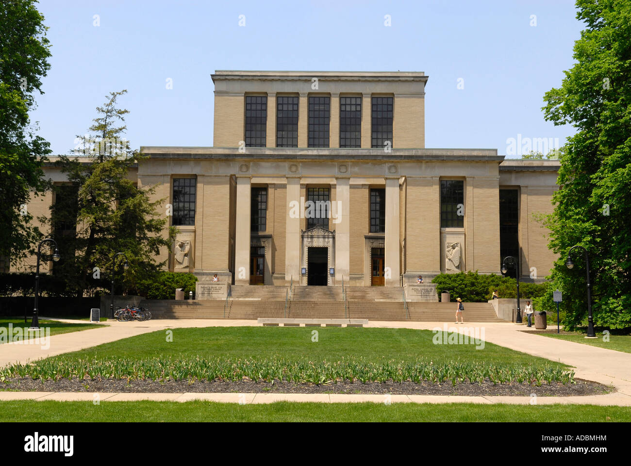 Patee Library and Paterno Library Building on the campus of Penn ...