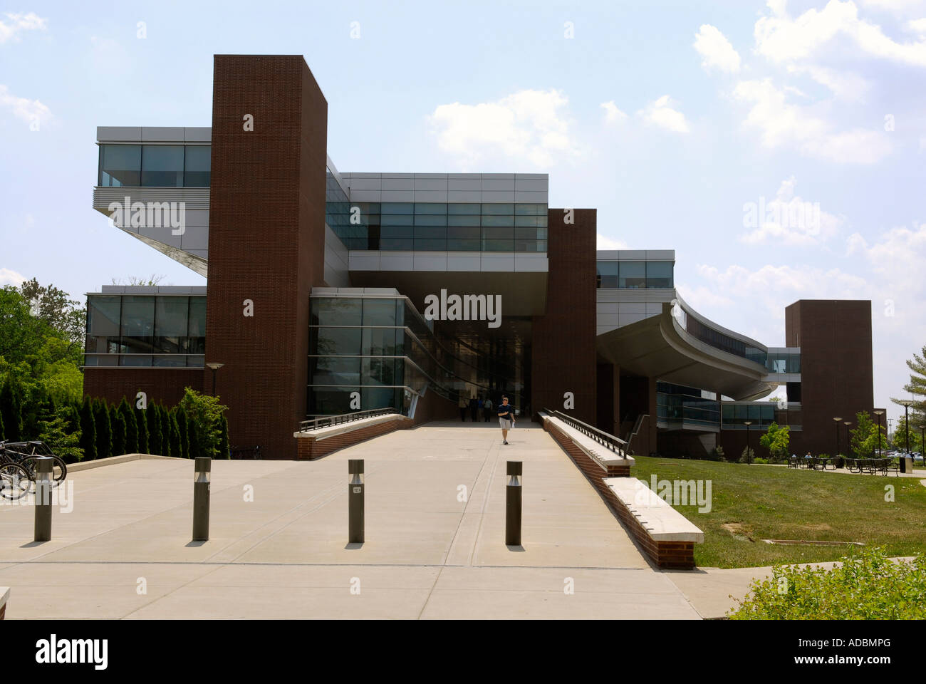 Information Sciences and Technology Building on The campus of Penn ...