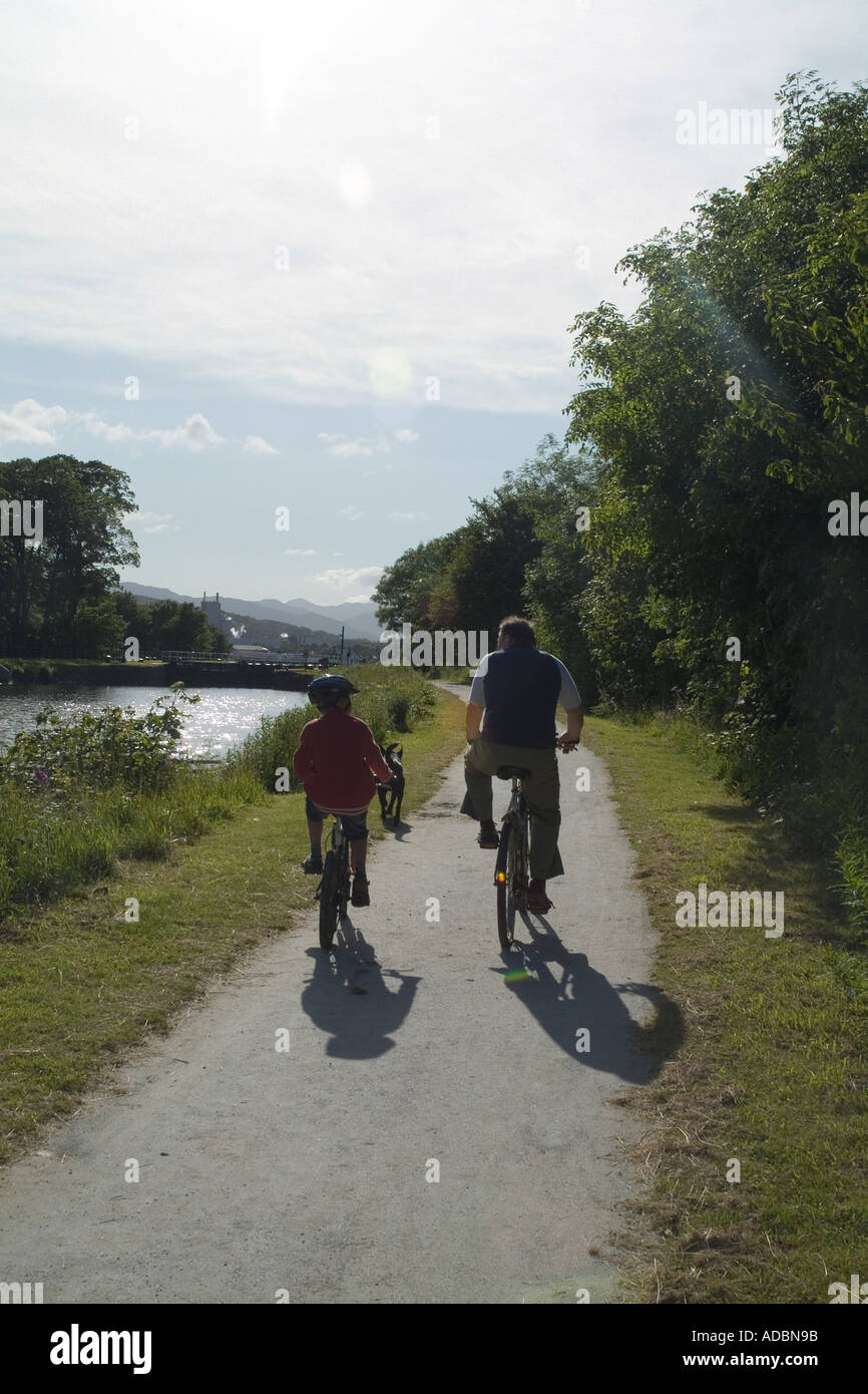 Canal tow paths hi-res stock photography and images - Alamy