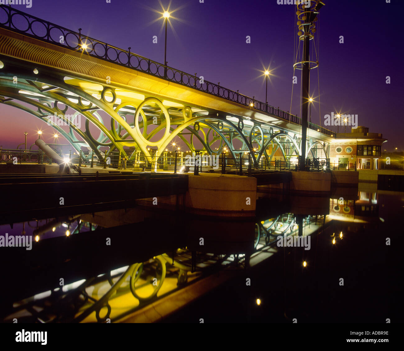 Tees barrage white water hi-res stock photography and images - Alamy