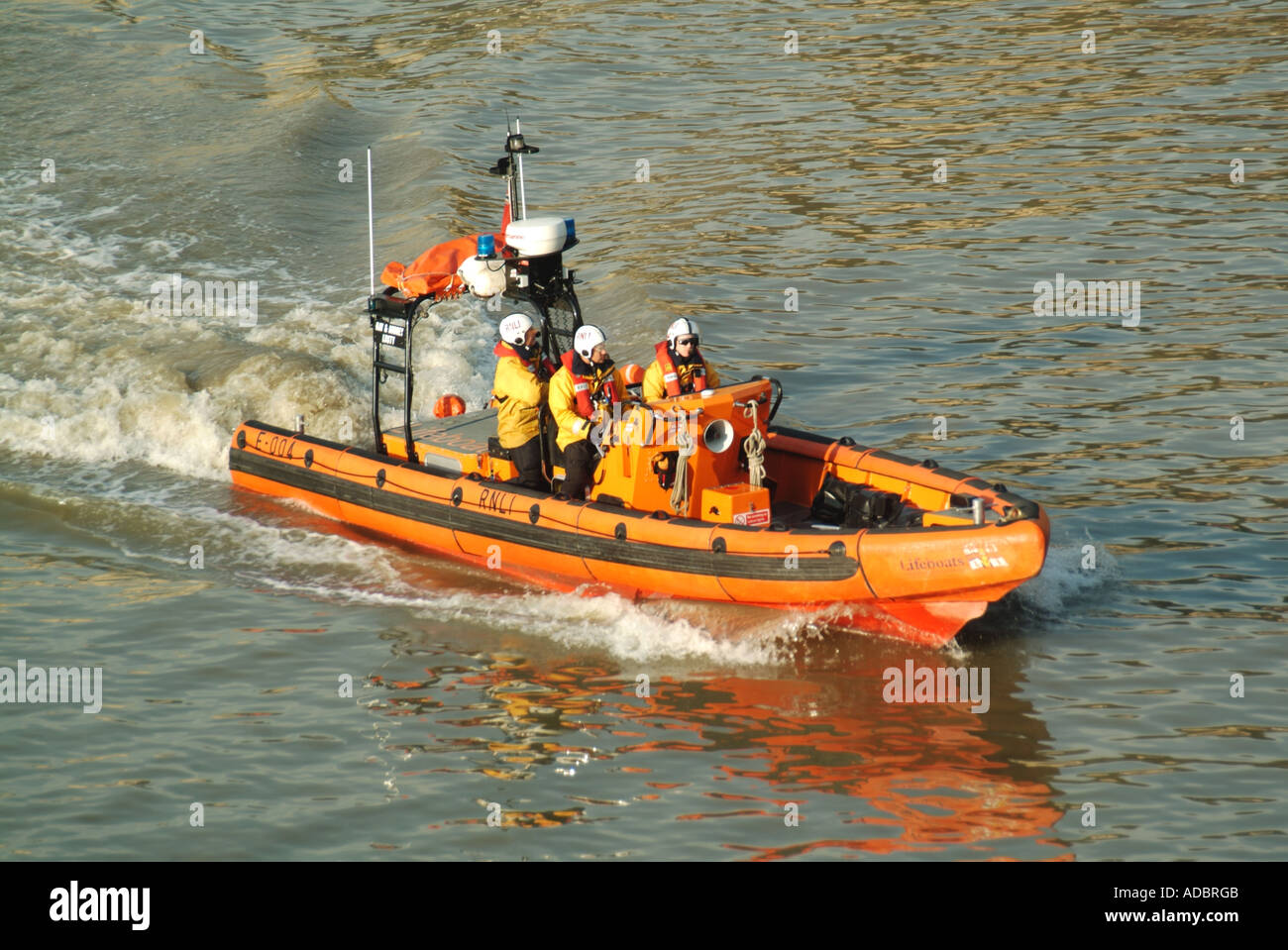 High speed rescue boat hi-res stock photography and images - Alamy