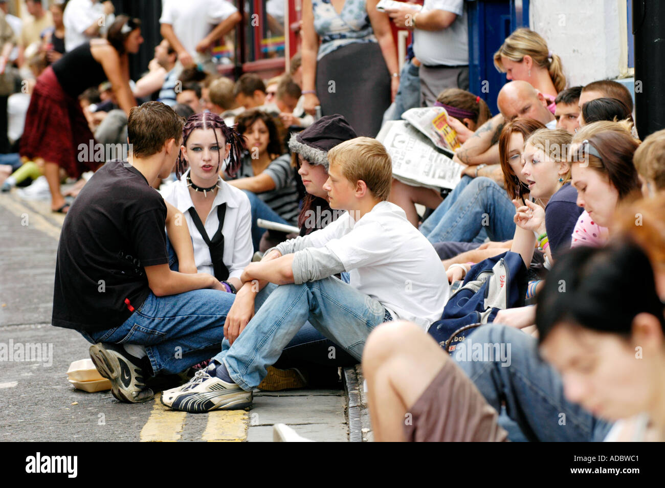 Queue the music hi-res stock photography and images - Alamy