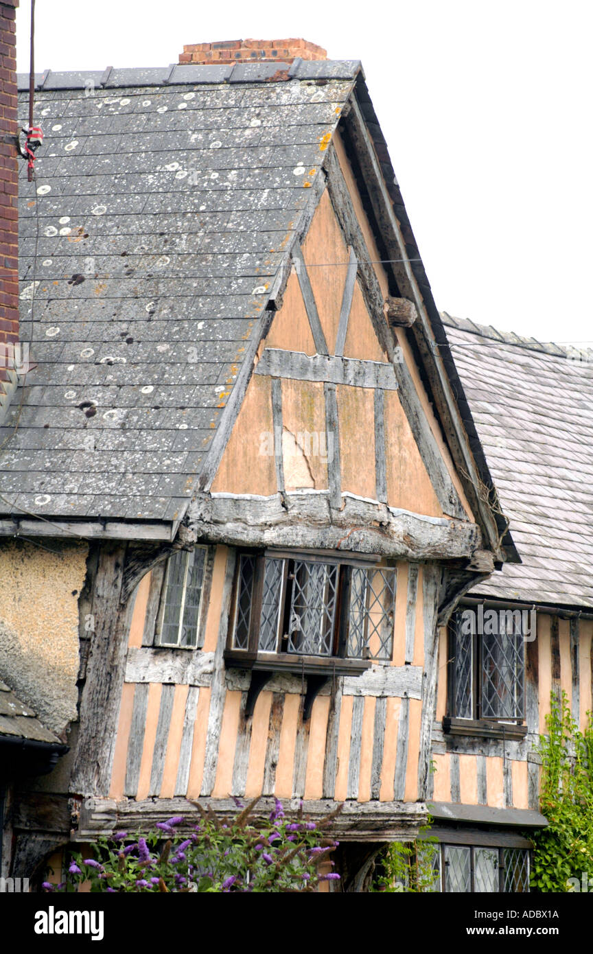 15th century houses hi-res stock photography and images - Alamy