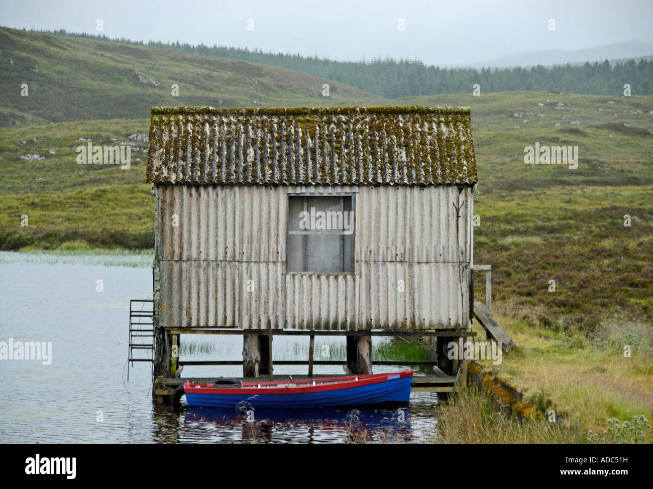 Boathouse on Loch a'Greidlein , Guisachan Estate , Strath Glass ...