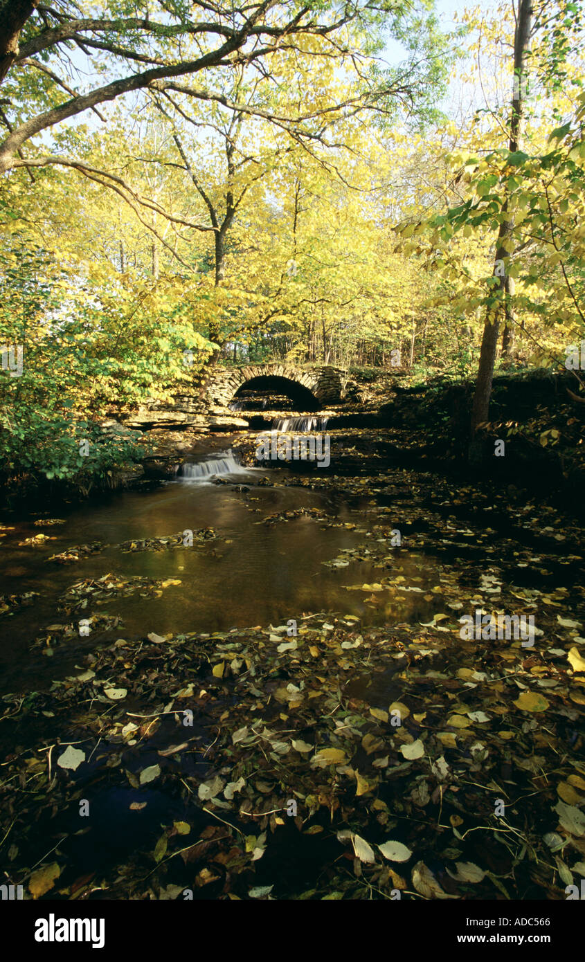 Old stone bridge Stock Photo - Alamy