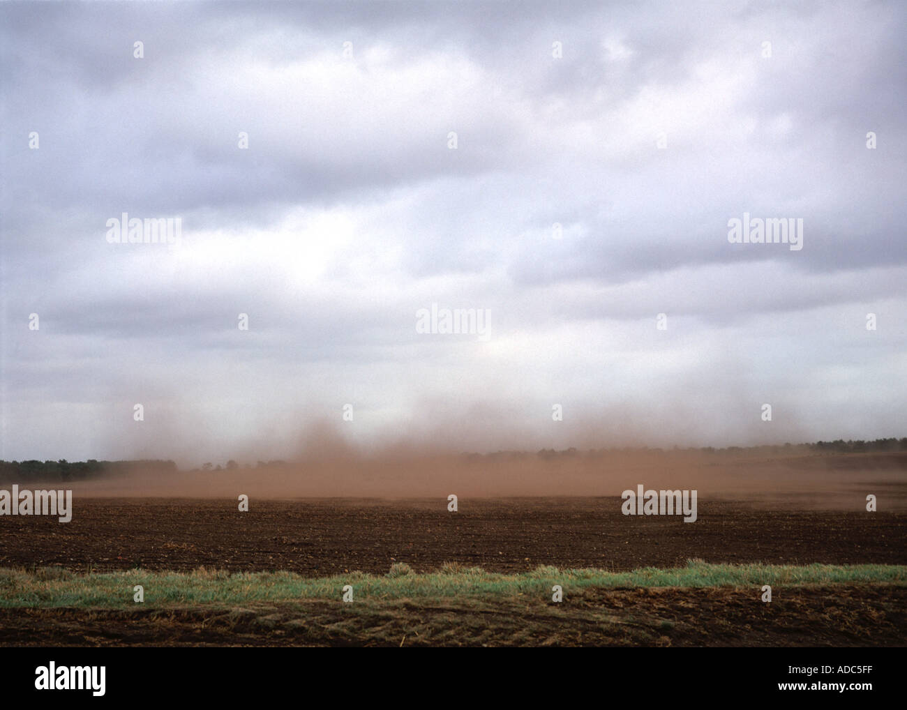 Wind erosion farm hi-res stock photography and images - Alamy