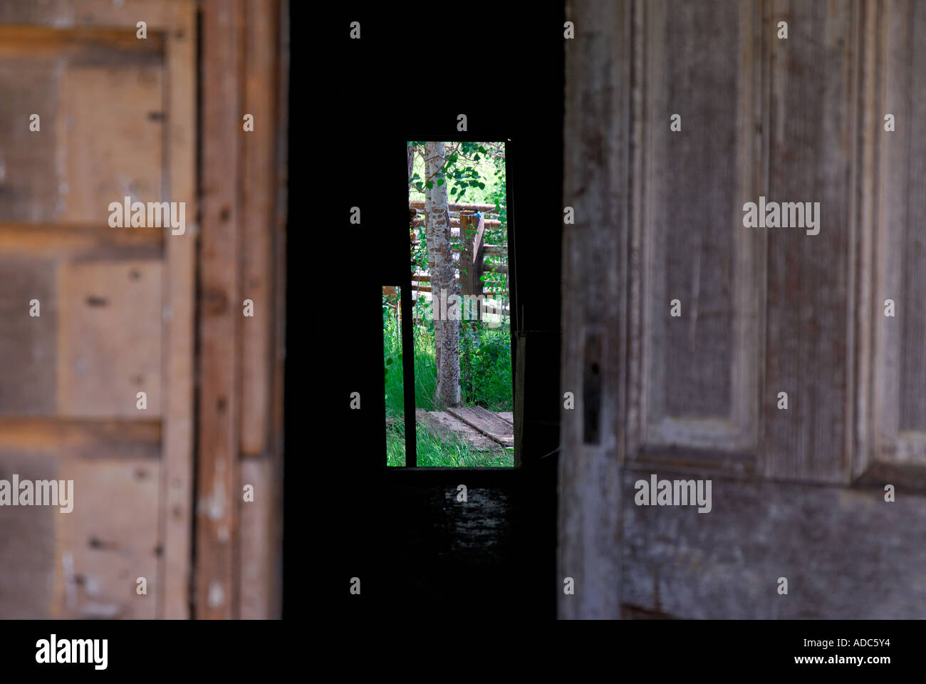Rush through door hi-res stock photography and images - Alamy
