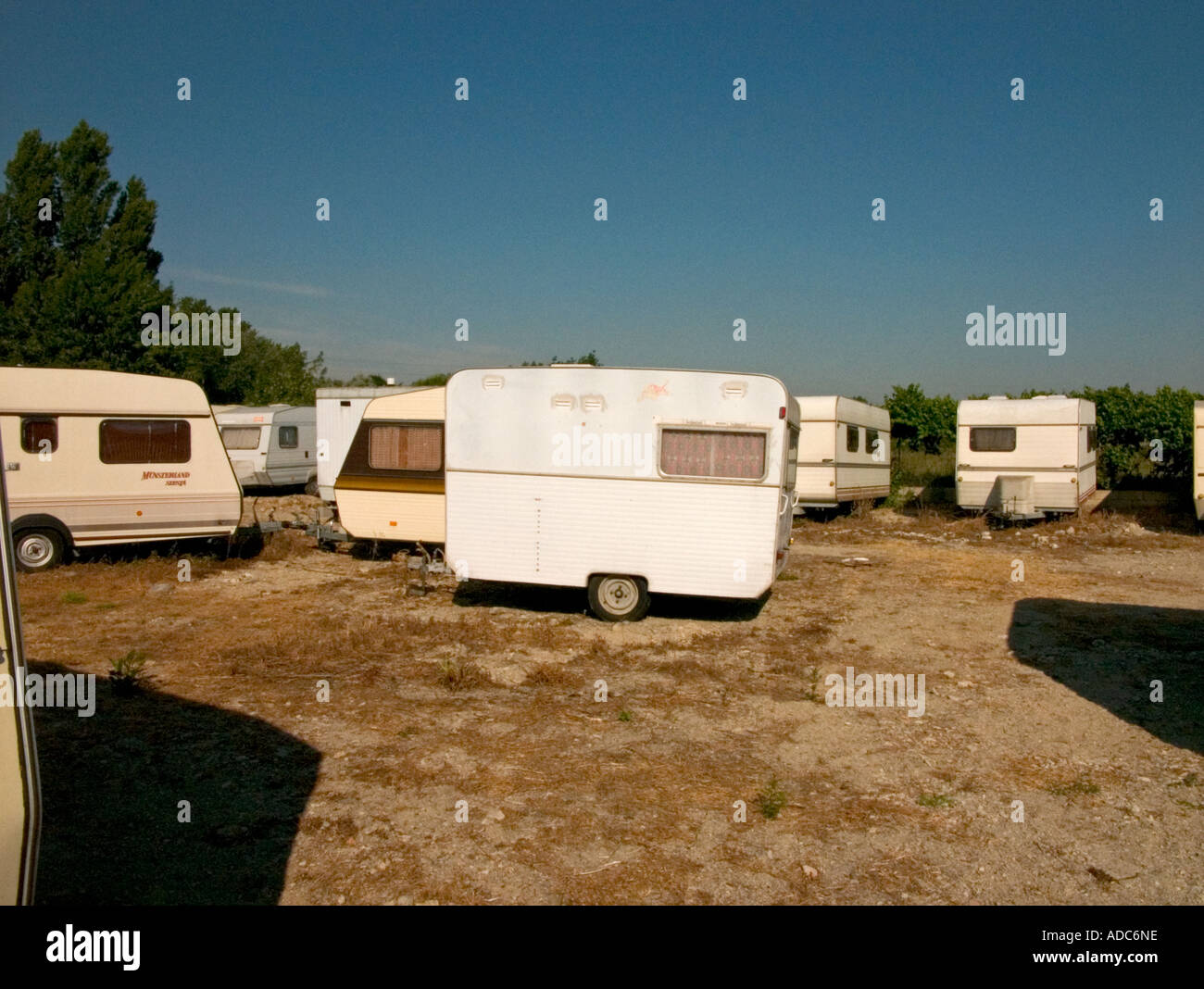 Scrap caravan hi-res stock photography and images - Alamy