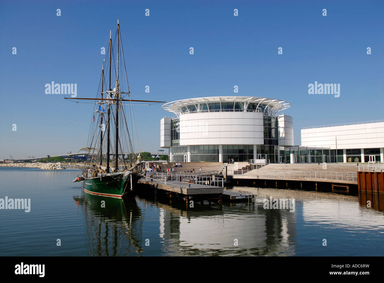 The Tall Ship Denis Sullivan at Discovery World in the city of ...