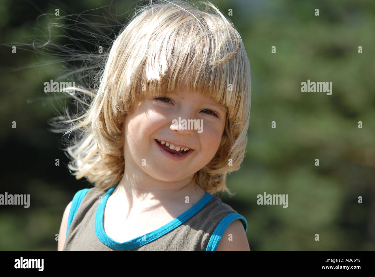 Portrait of a happy boy Stock Photo - Alamy