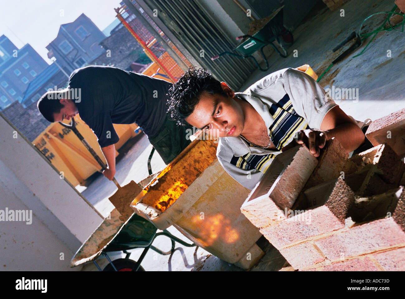 Bricklaying student hi-res stock photography and images - Alamy