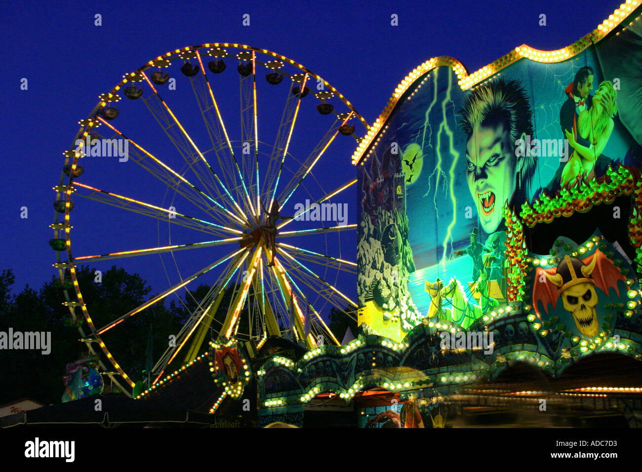 Fairground Excitement Movement Energy Night Neon Lights Dramatic Speed ...