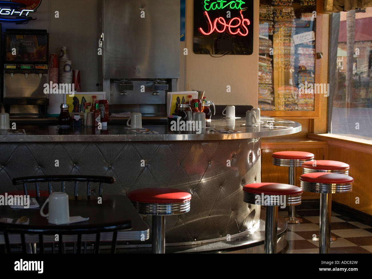 Stools diner counter hi-res stock photography and images - Alamy
