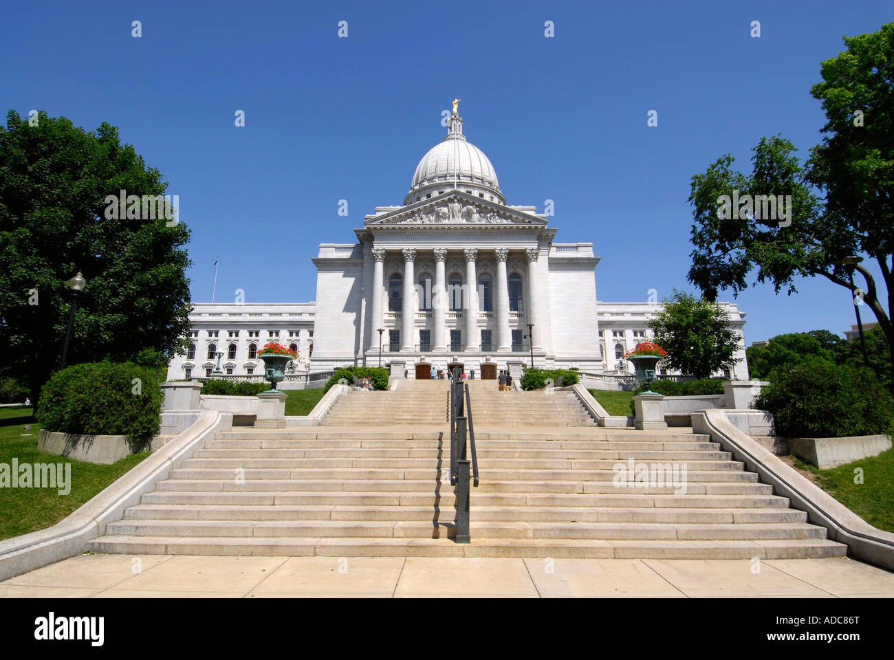 The State Capitol Building at Madison Wisconsin WI Stock Photo - Alamy