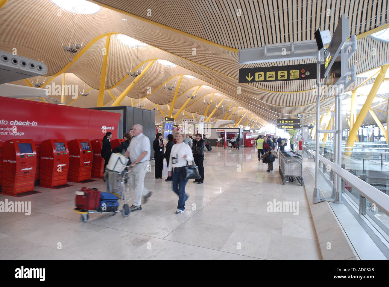 Terminal T4 Building Barajas Airport Madrid Stock Photo - Alamy