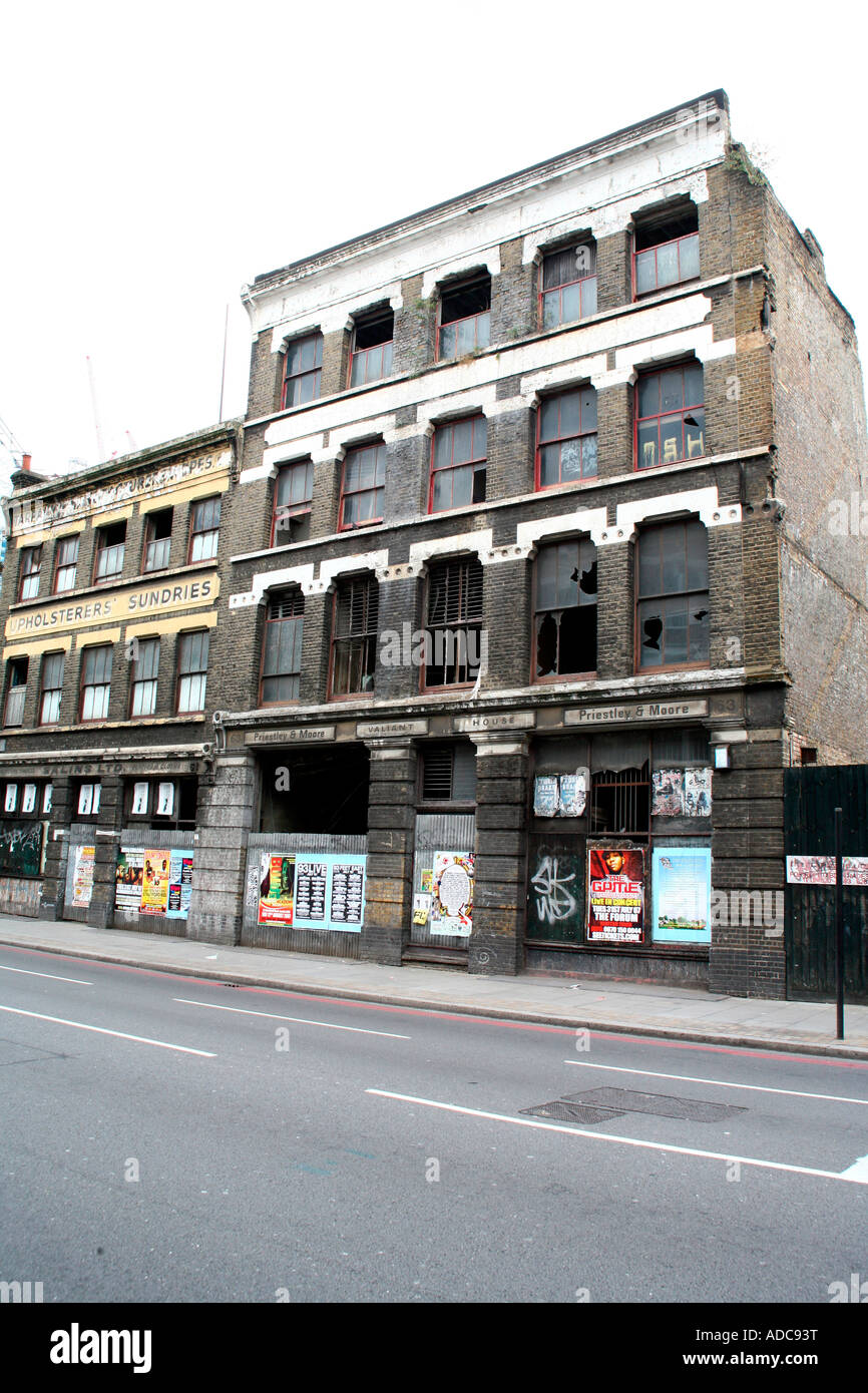 Derelict buildings in Shoreditch, London Stock Photo - Alamy