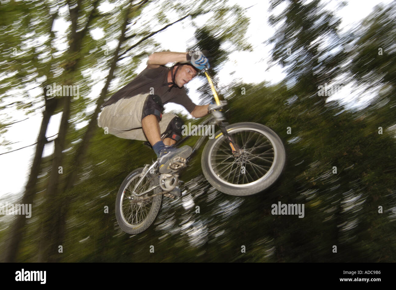 Bmx riders hi-res stock photography and images - Alamy