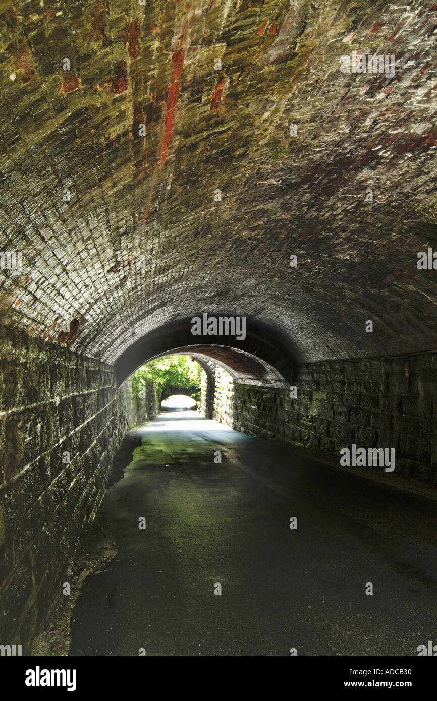 Brick train tunnel hi-res stock photography and images - Alamy