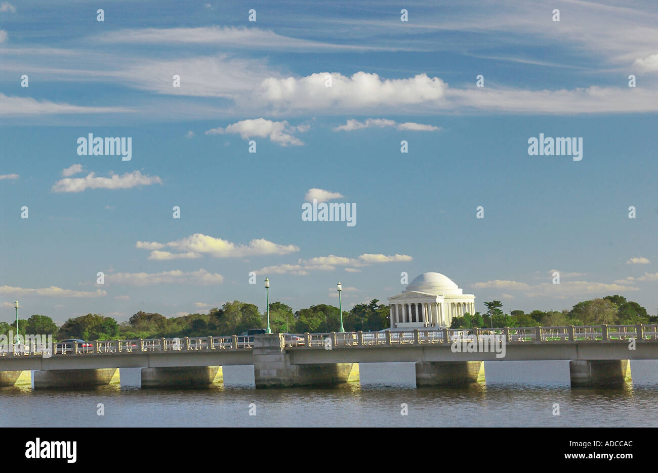 Jefferson Memorial and Arlington Memorial Bridge at dusk, beautifully ...