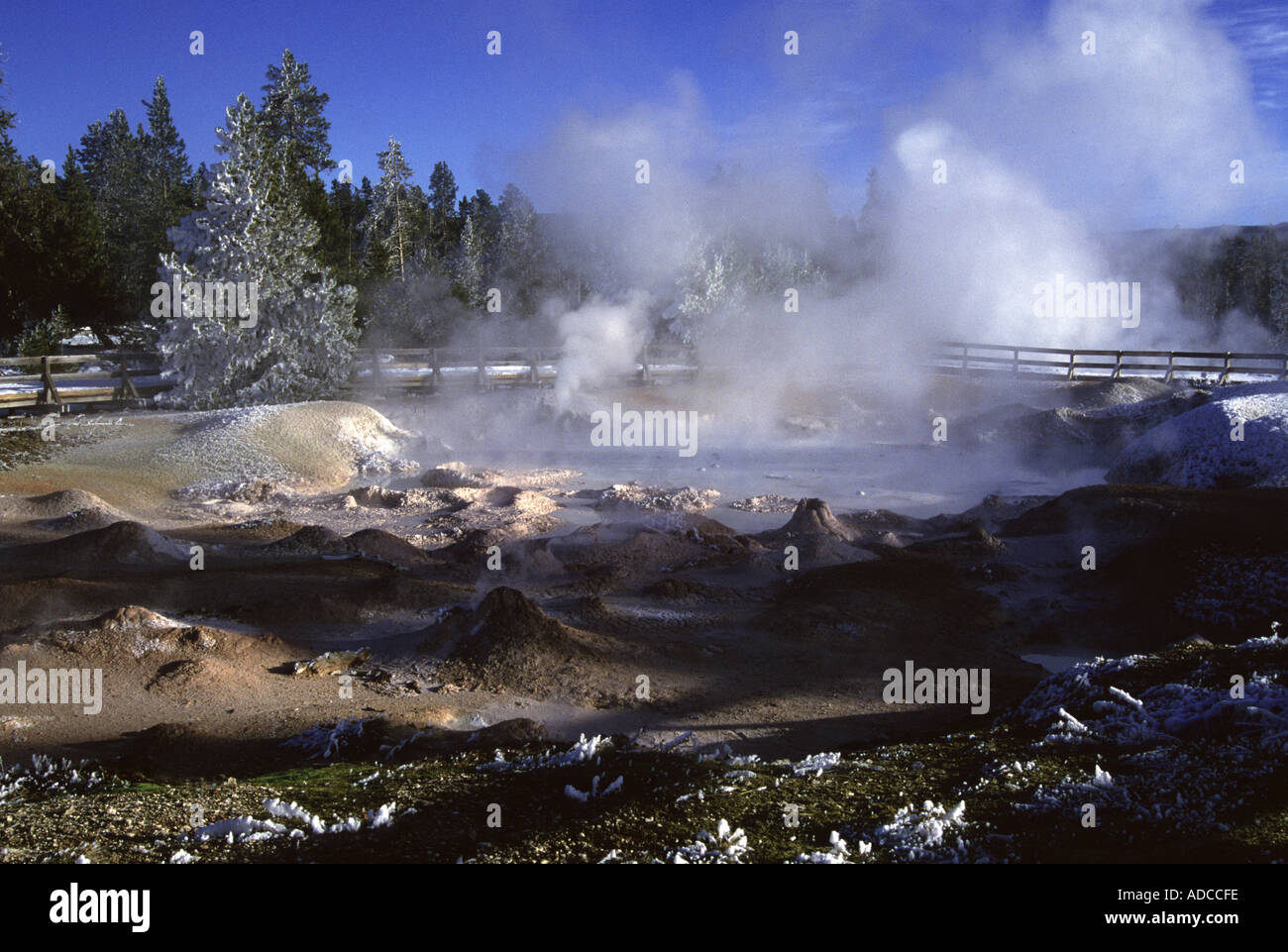Volcanic tableland yellowstone national park hi-res stock photography ...