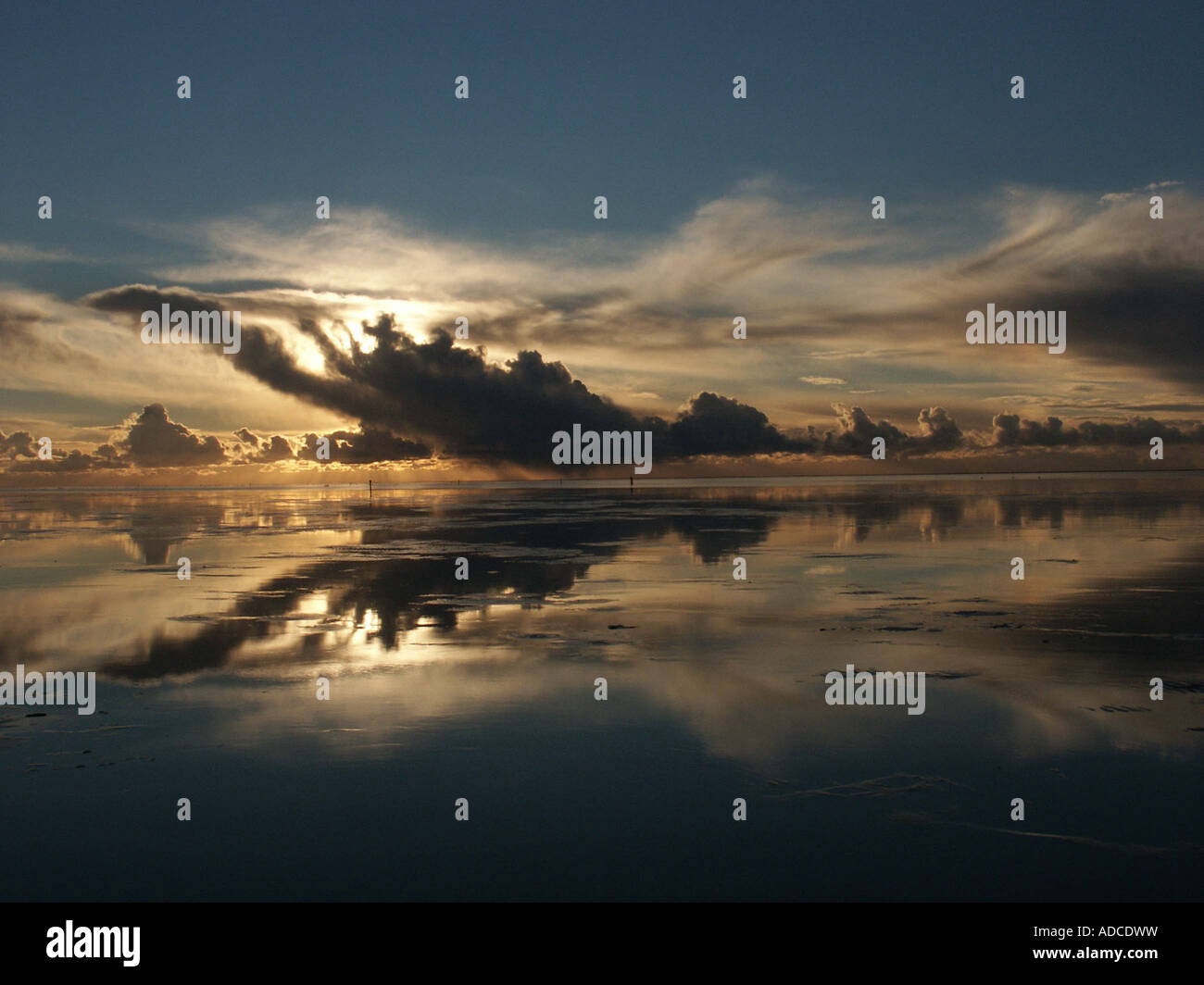 Turbidly hi-res stock photography and images - Alamy