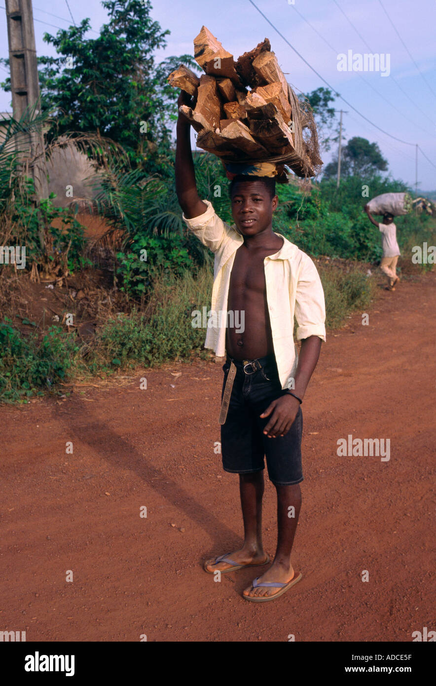Red dirt road ivory coast hi-res stock photography and images - Alamy