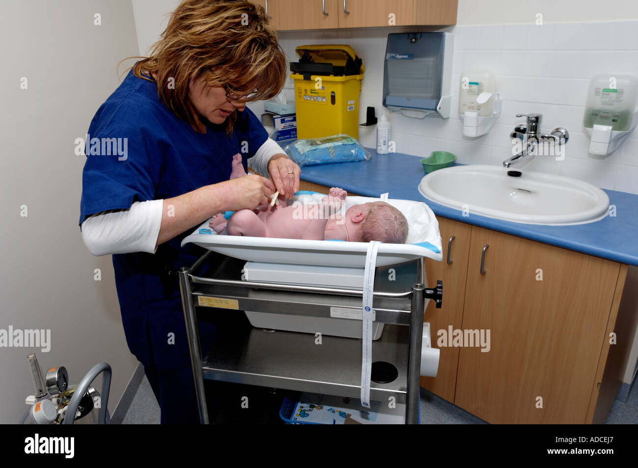 Birthing suite hi-res stock photography and images - Alamy